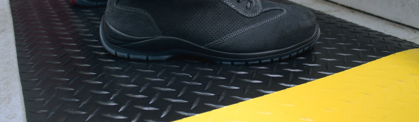 Hog Heaven Nitrile Mat - Canada Mats