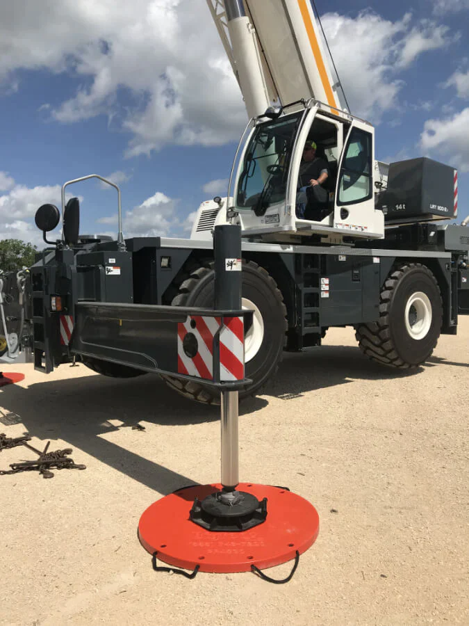 Bigfoot Custom Composite Outrigger Pad - Lifetime Guarantee – Canada Mats